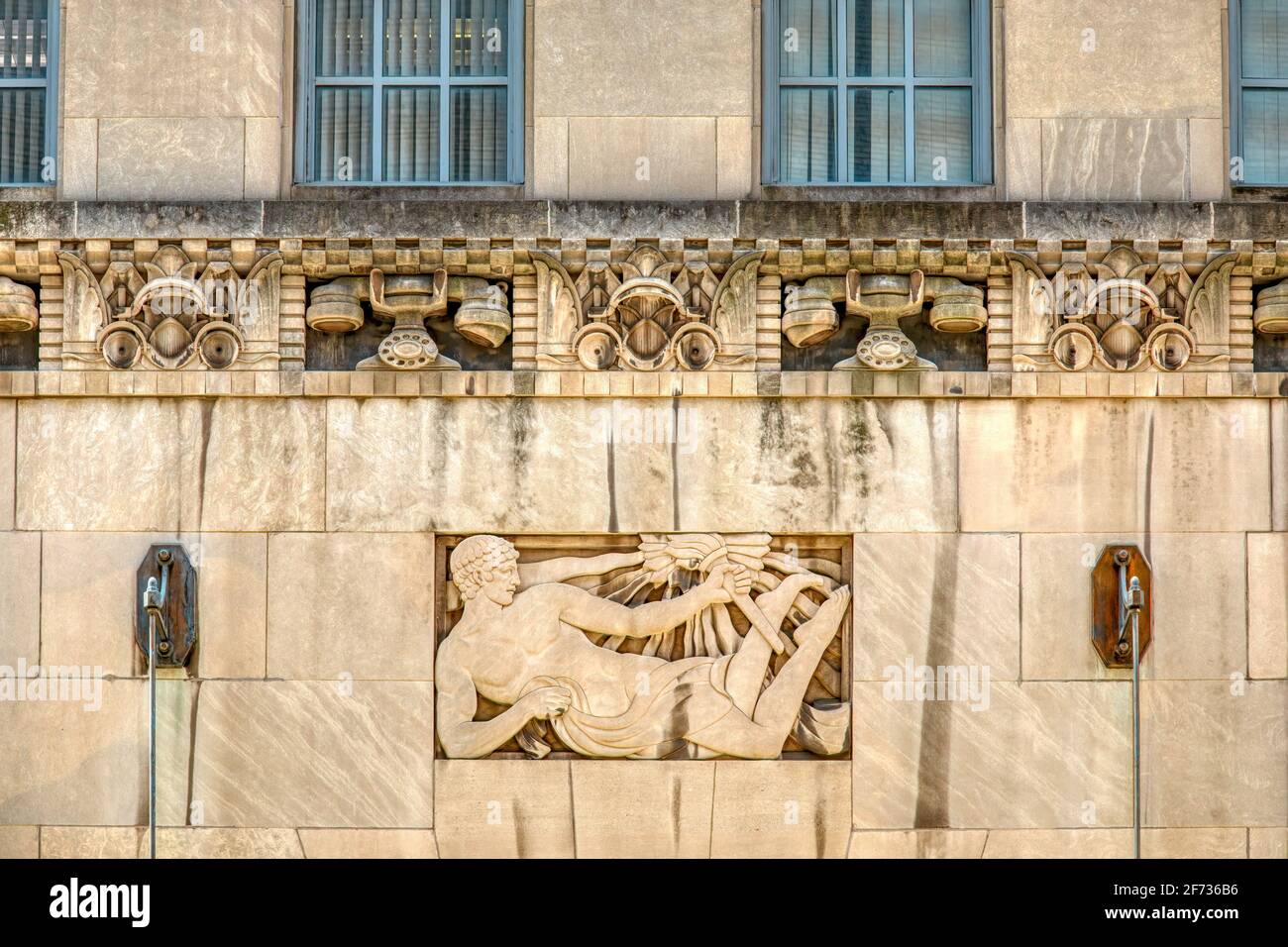 Cincinnati & Suburban Bell Telephone Building, 209 West Seventh Street ...