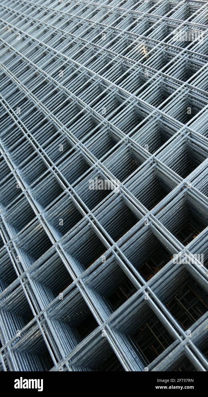 Rusty steel wire hi-res stock photography and images - Alamy