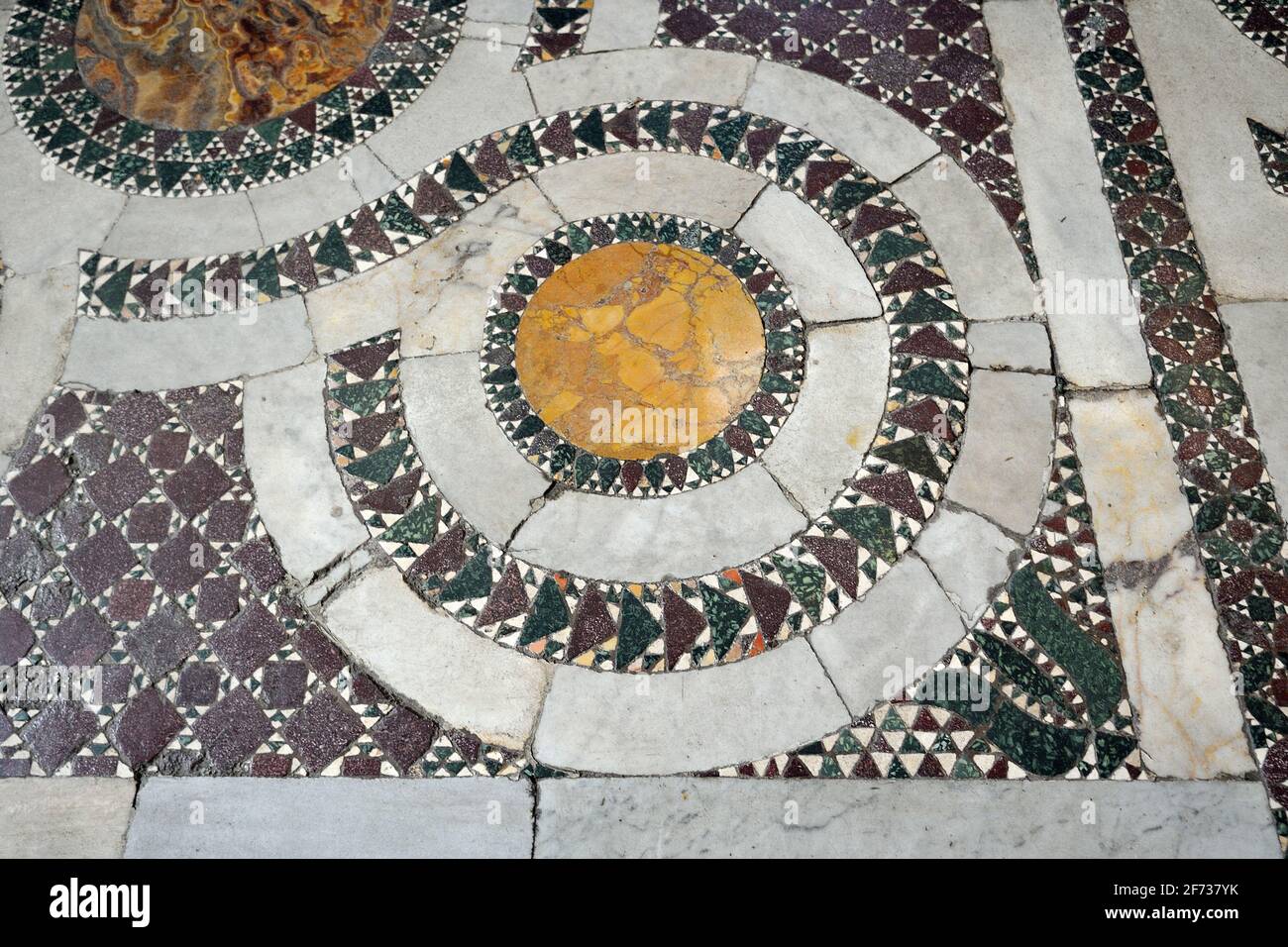 Medieval floor hi-res stock photography and images - Alamy