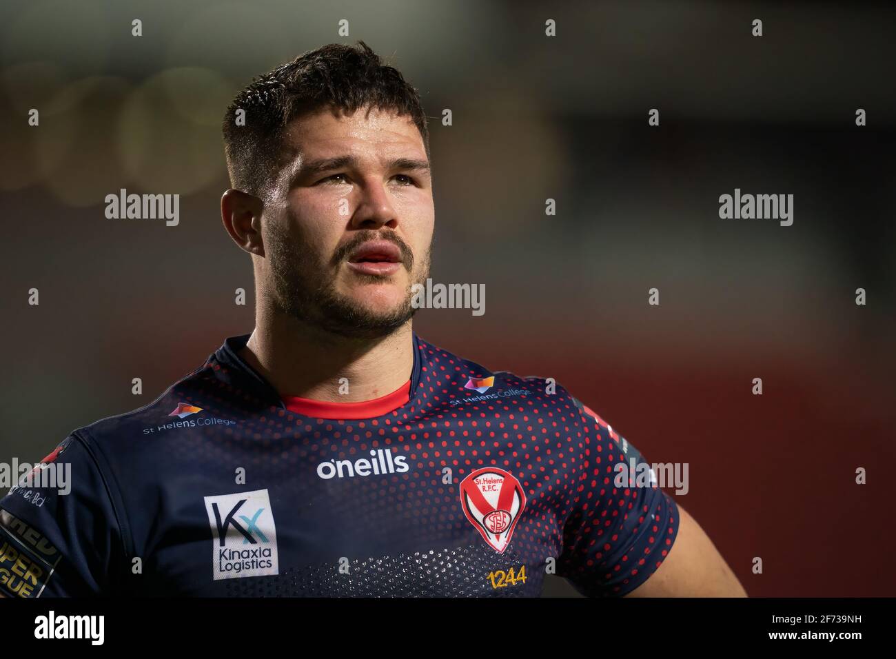 James bentley hi-res stock photography and images - Alamy