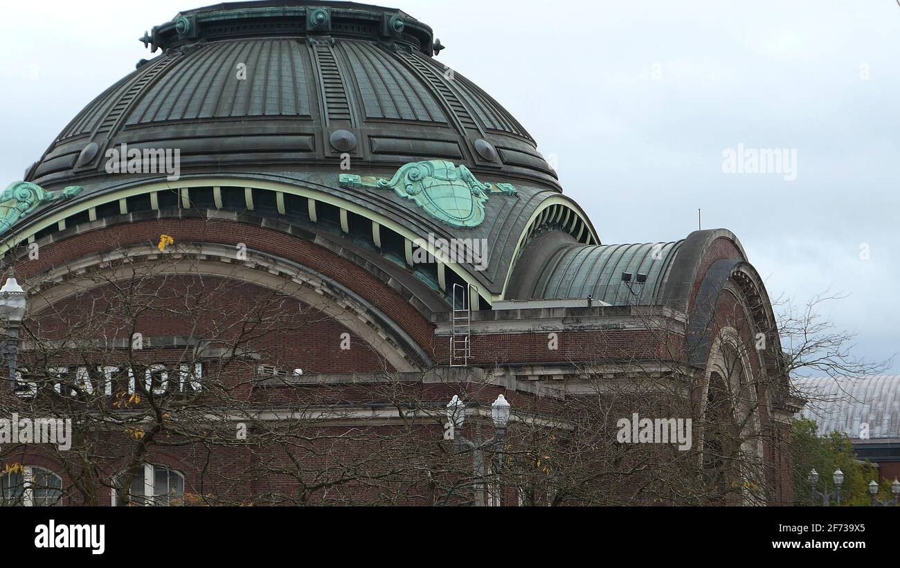 historic train station building Stock Photo - Alamy