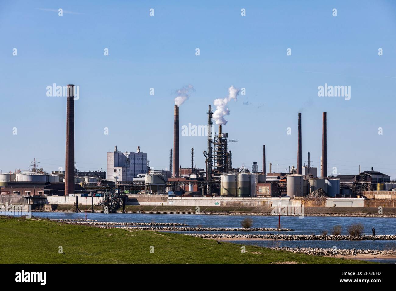 Venator Germany GmbH, formerly Sachtleben Chemie, chemical plant, river ...