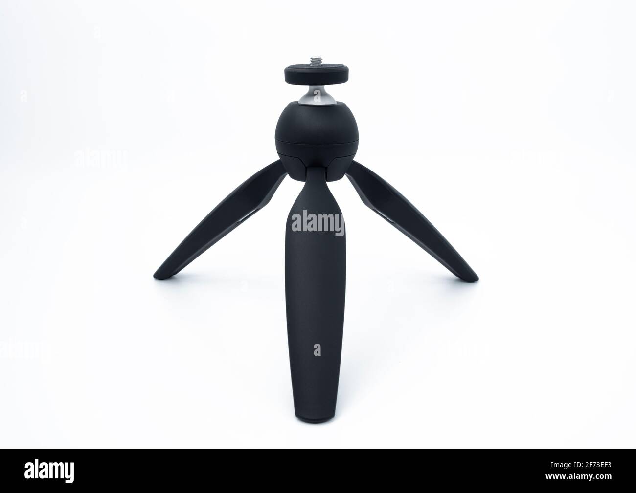 Simple tripod hi-res stock photography and images - Alamy