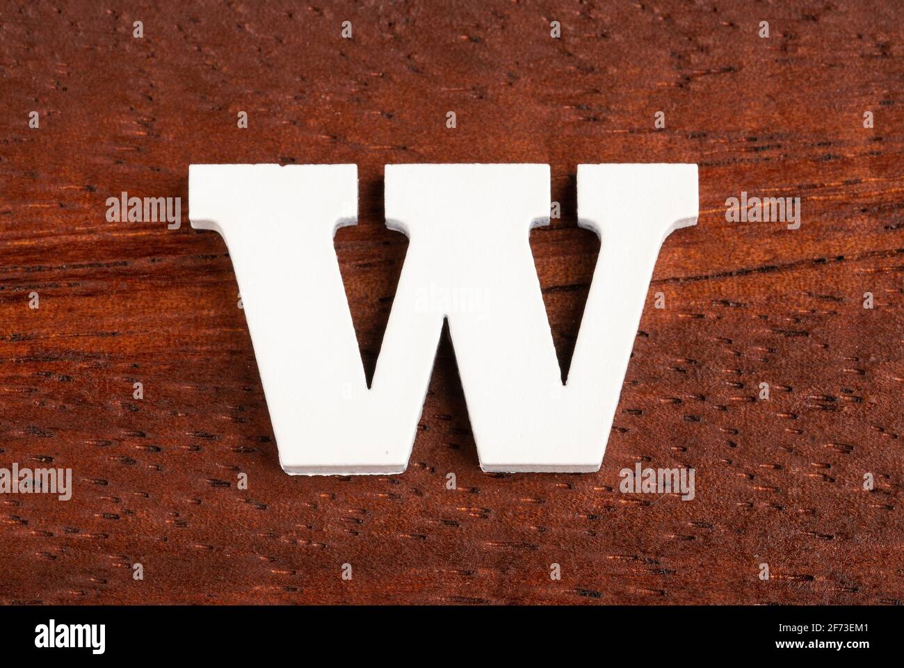 Lowercase w hi-res stock photography and images - Alamy
