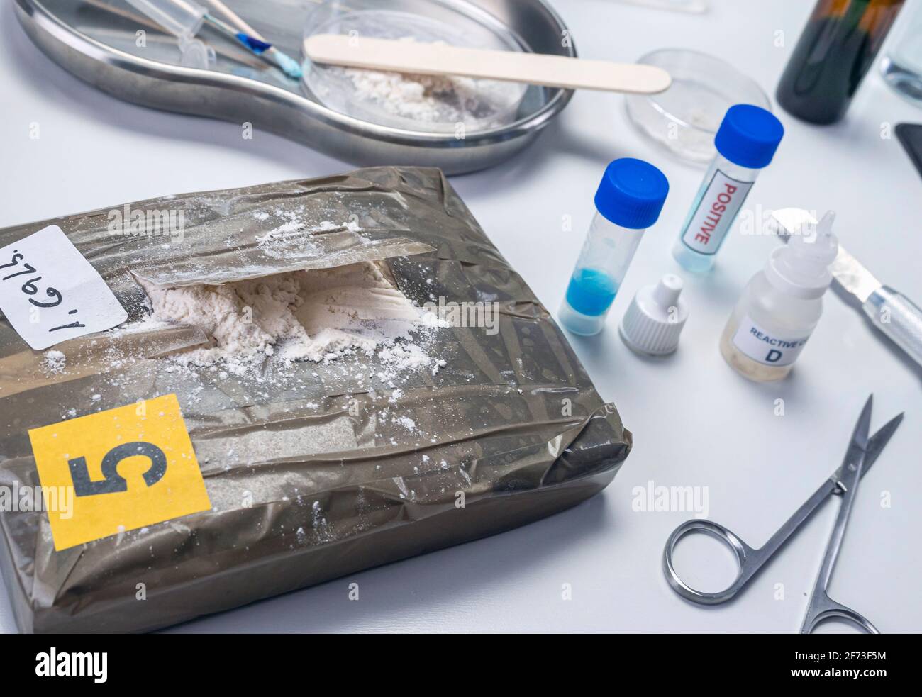 Police drug test hi-res stock photography and images - Alamy