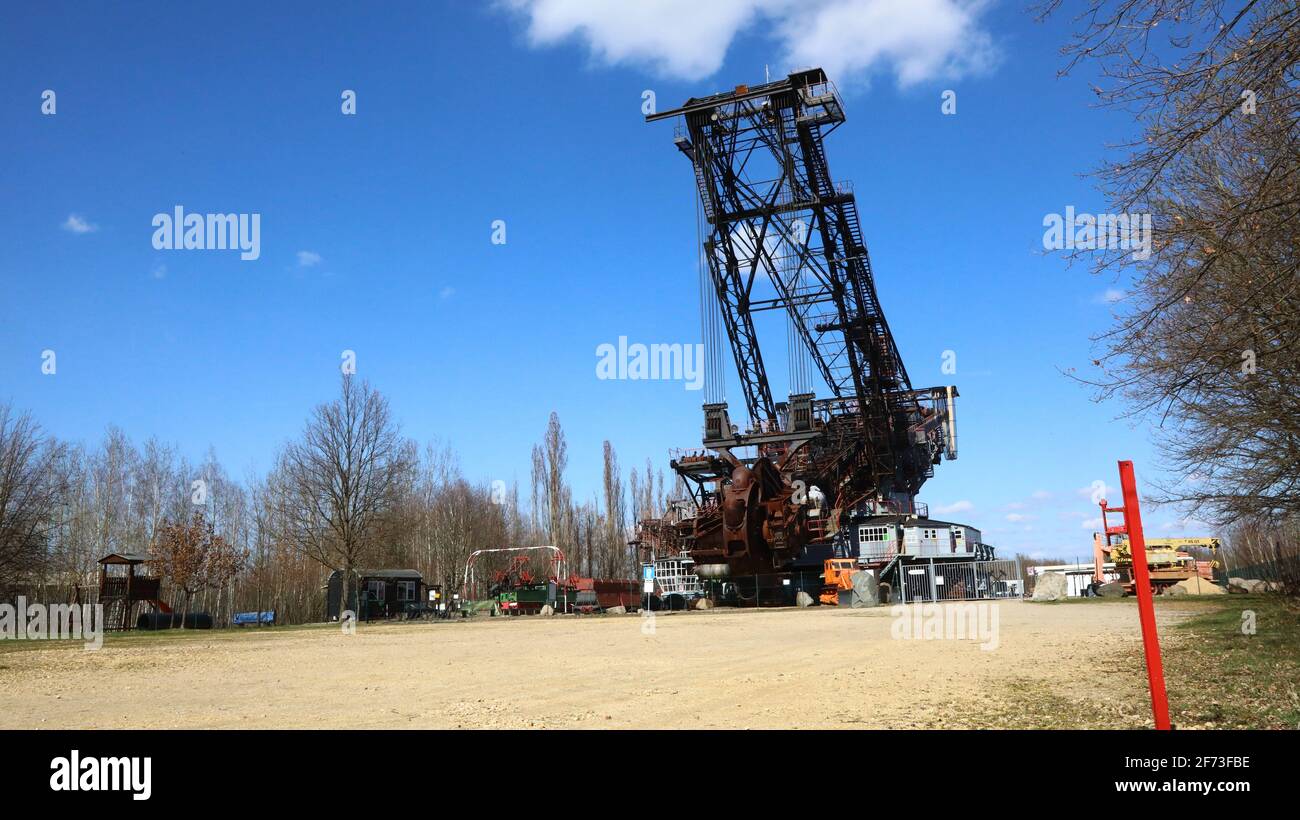 Der Bagger 1452 am Standort Hagenwerder bei Görlitz ist ein ...