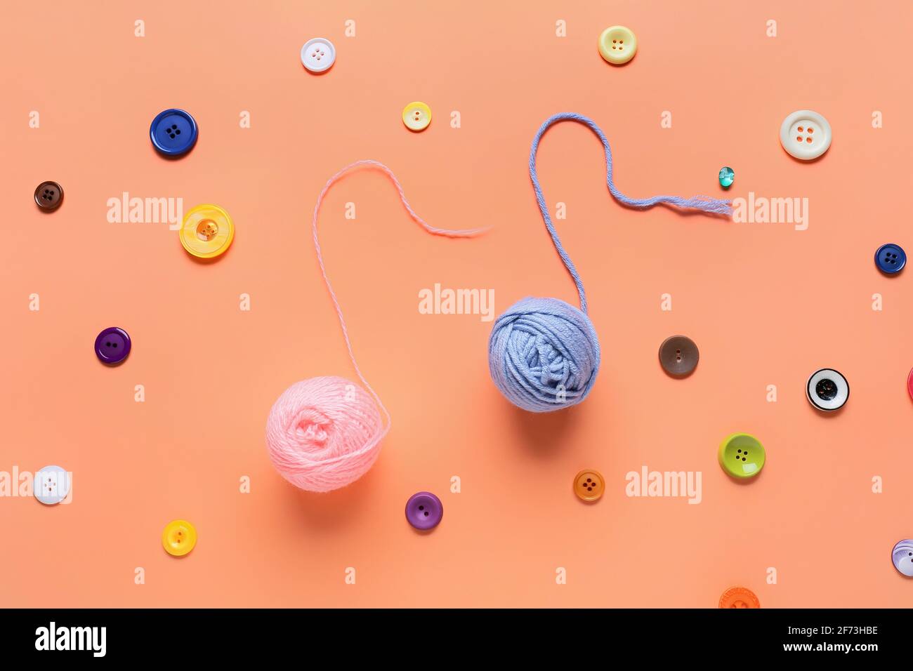 Music notes made of clews on color background Stock Photo - Alamy