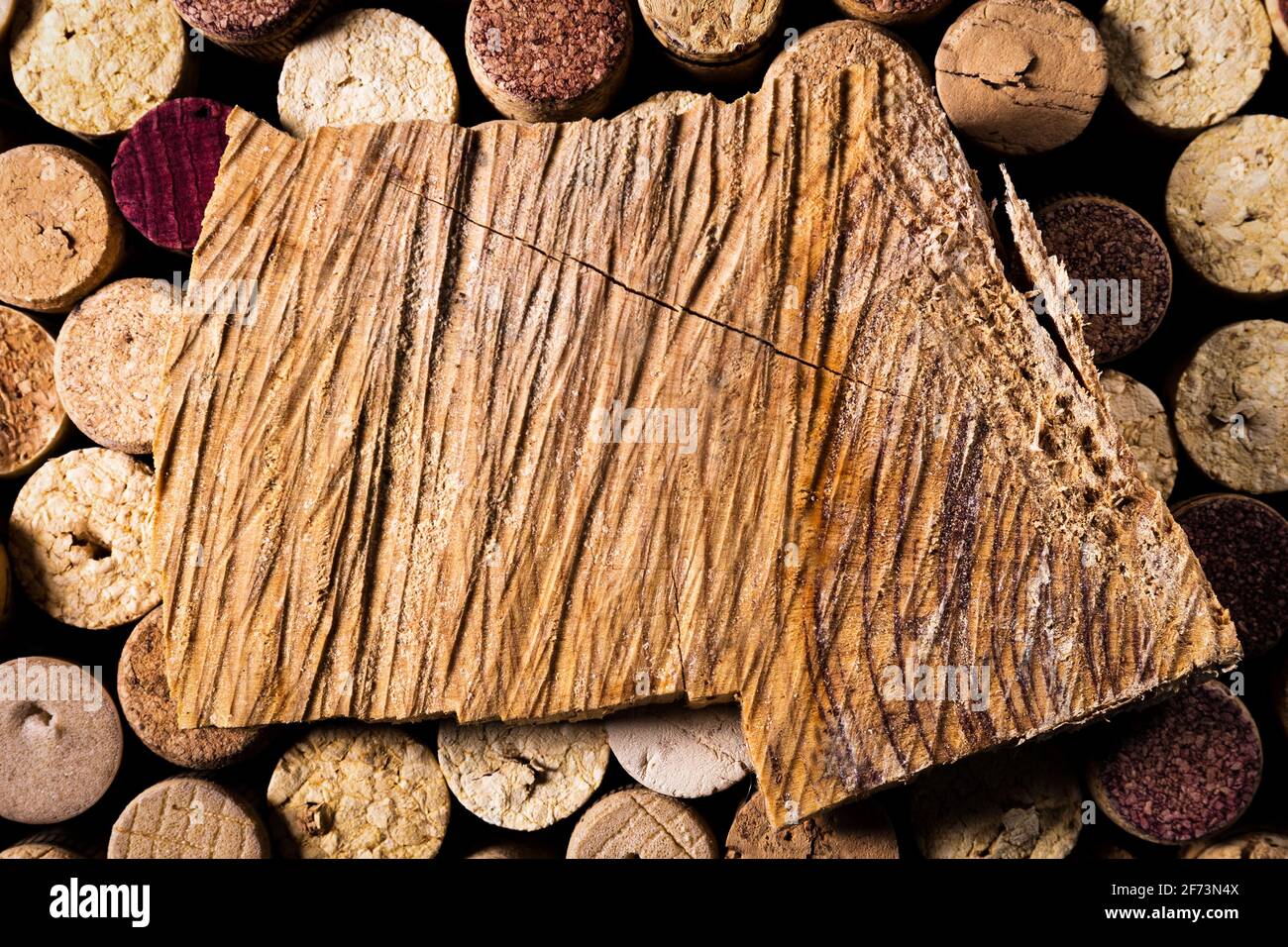 Various wine corks, end view, background, corkscrew Stock Photo - Alamy