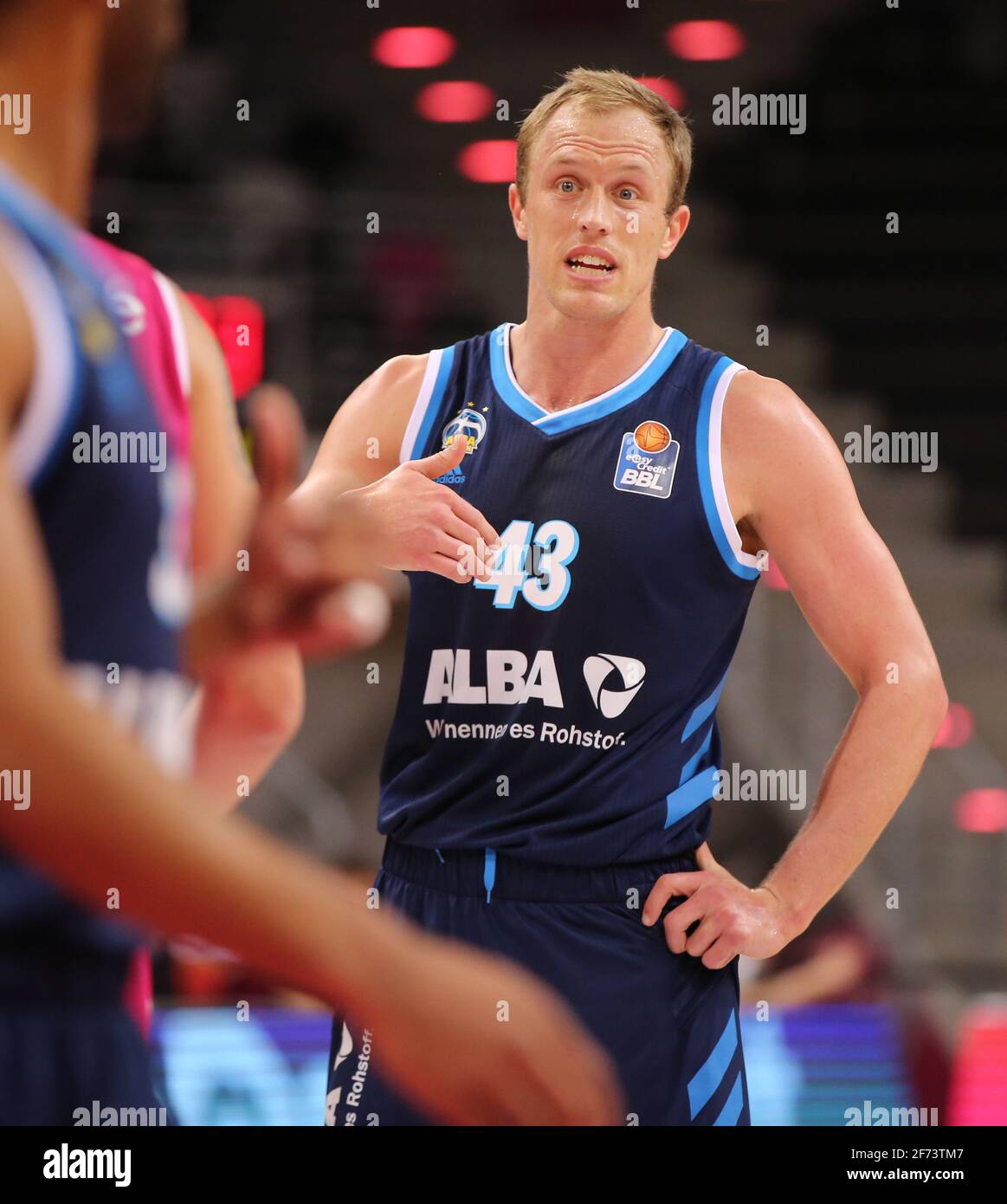 Alba berlin gestures hi-res stock photography and images - Alamy