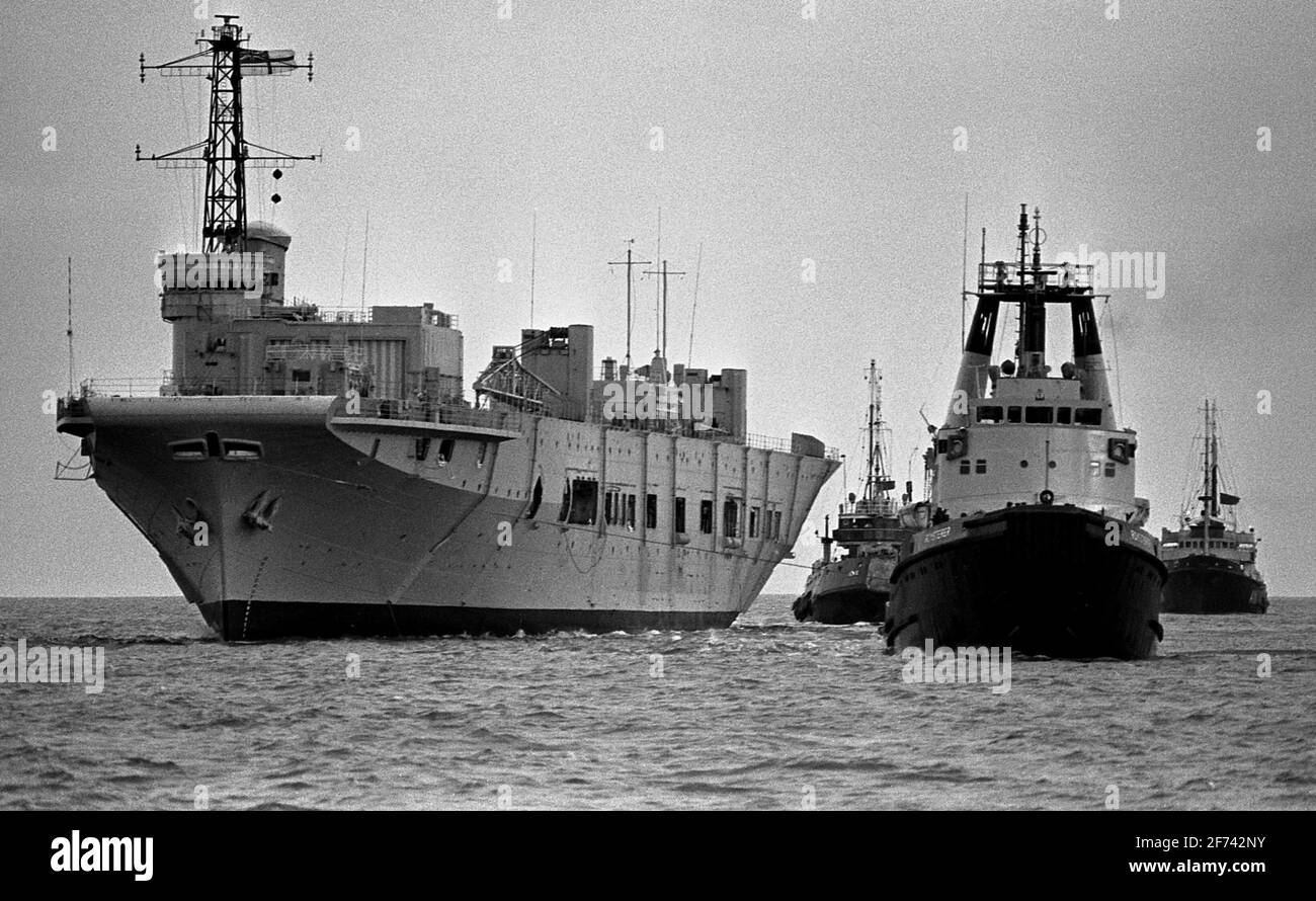 AJAXNETPHOTO. 24TH APRIL, 1974. PORTSMOUTH, ENGLAND. - SCRAPYARD BOUND ...