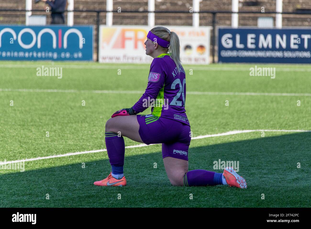Taking a knee championship hi-res stock photography and images - Alamy