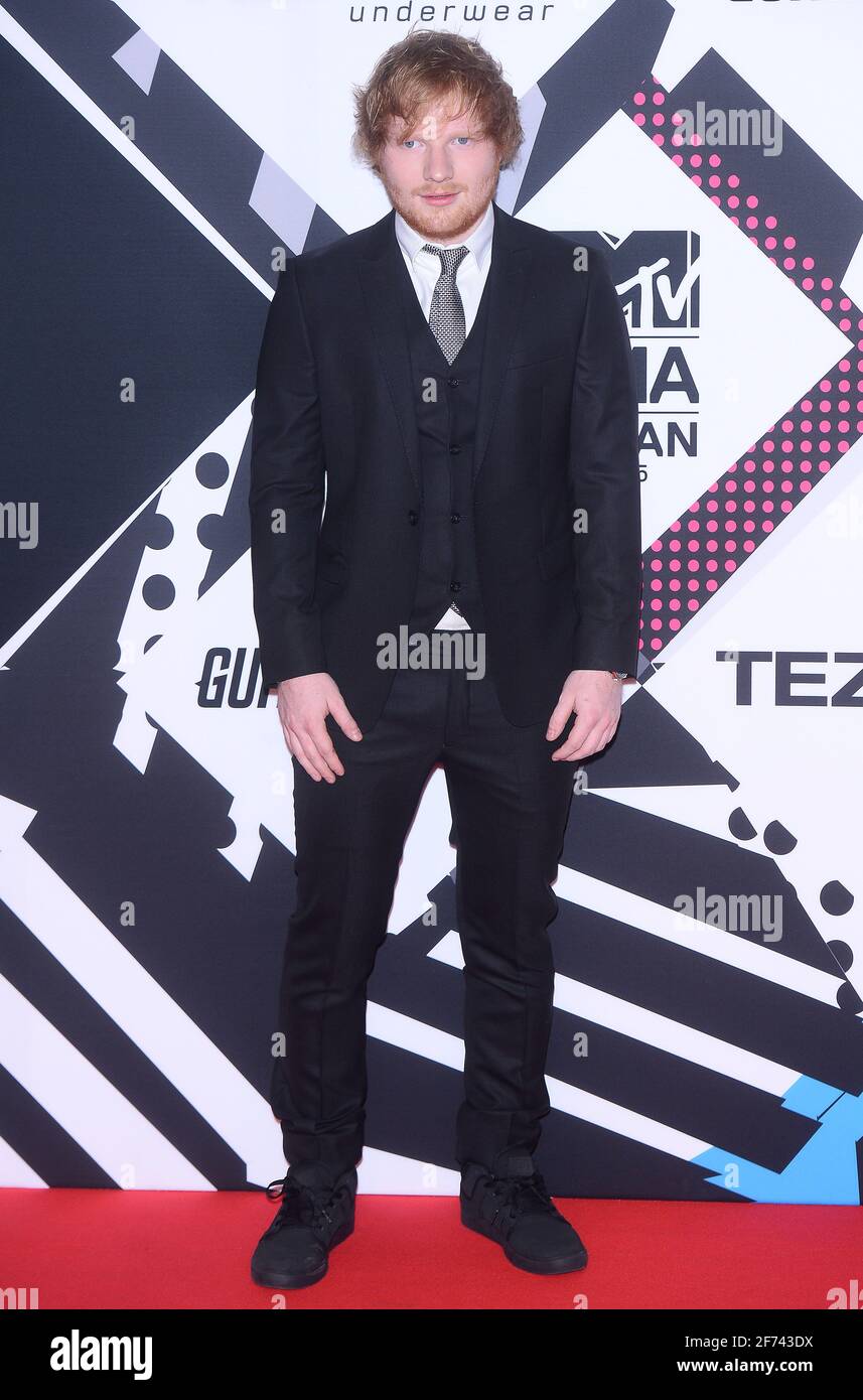 Ed sheeran milan hi-res stock photography and images - Alamy