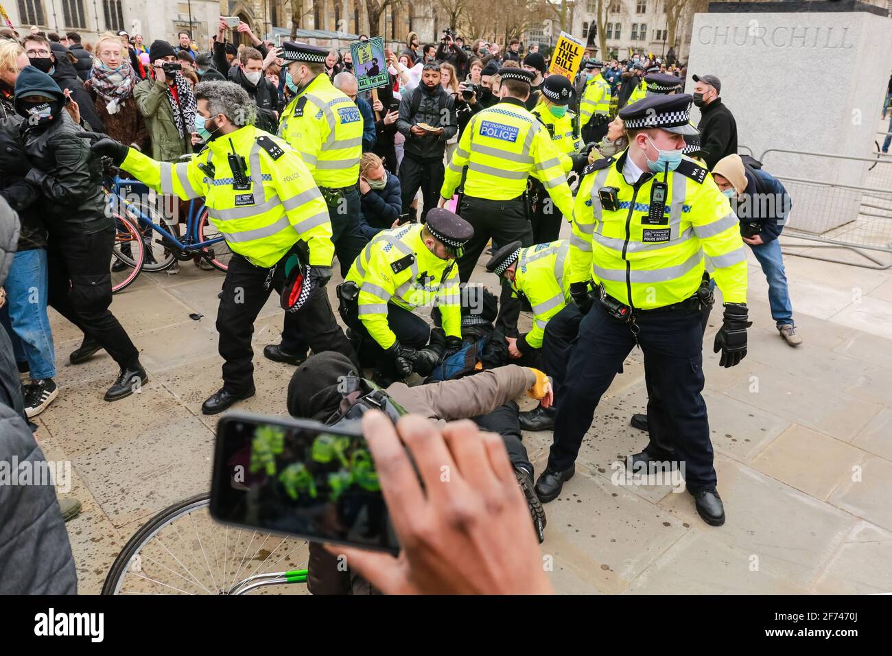 Metropolitan police handcuffs hi-res stock photography and images - Alamy