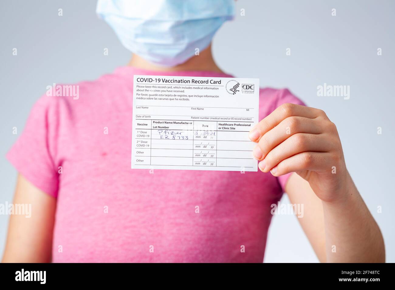 Proof of age card hi-res stock photography and images - Alamy