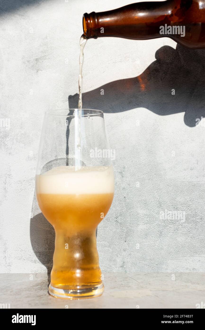 Hand serving drinks hi-res stock photography and images - Alamy