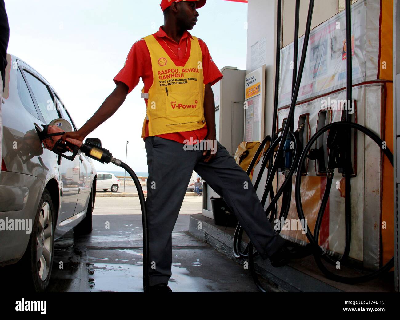 Shell propane tank hi-res stock photography and images - Alamy