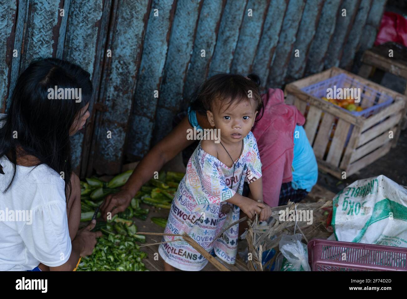 Extreme street poverty hi-res stock photography and images - Alamy