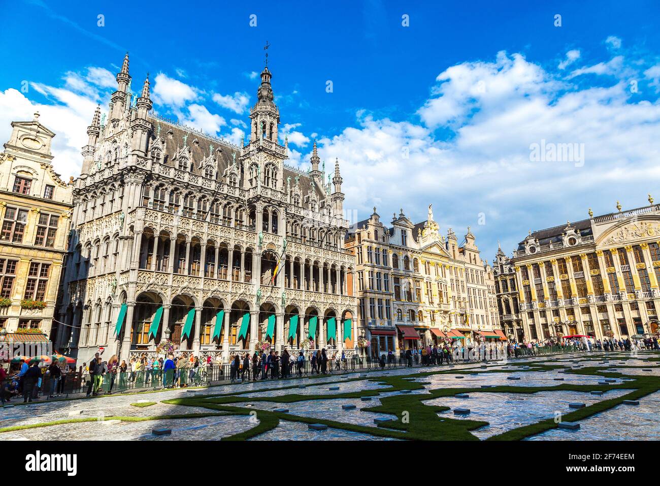 The Grand Place in a beautiful summer day in Brussels, Belgium Stock ...