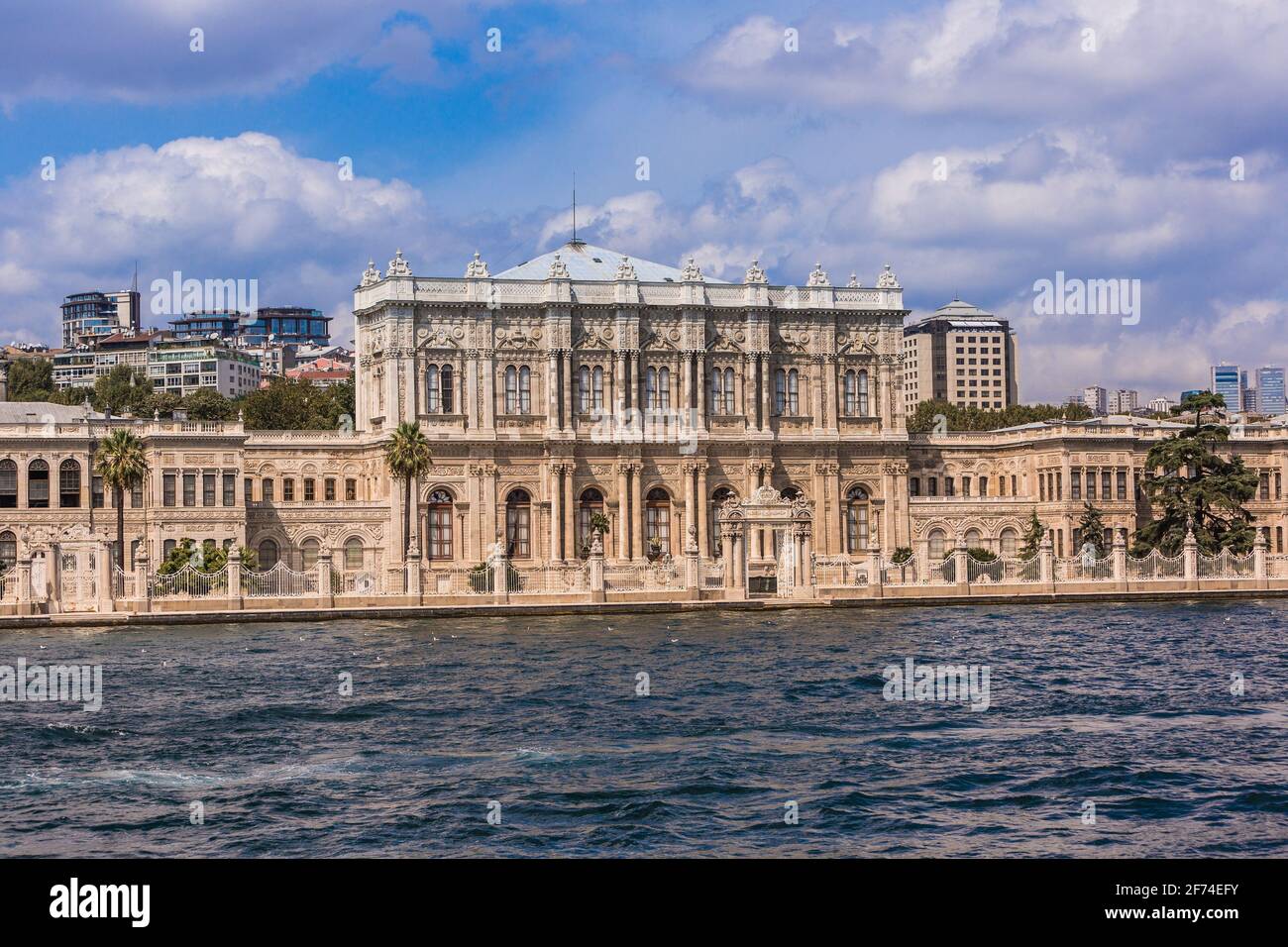 Dolmabahce palace bosporus gate hi-res stock photography and images - Alamy