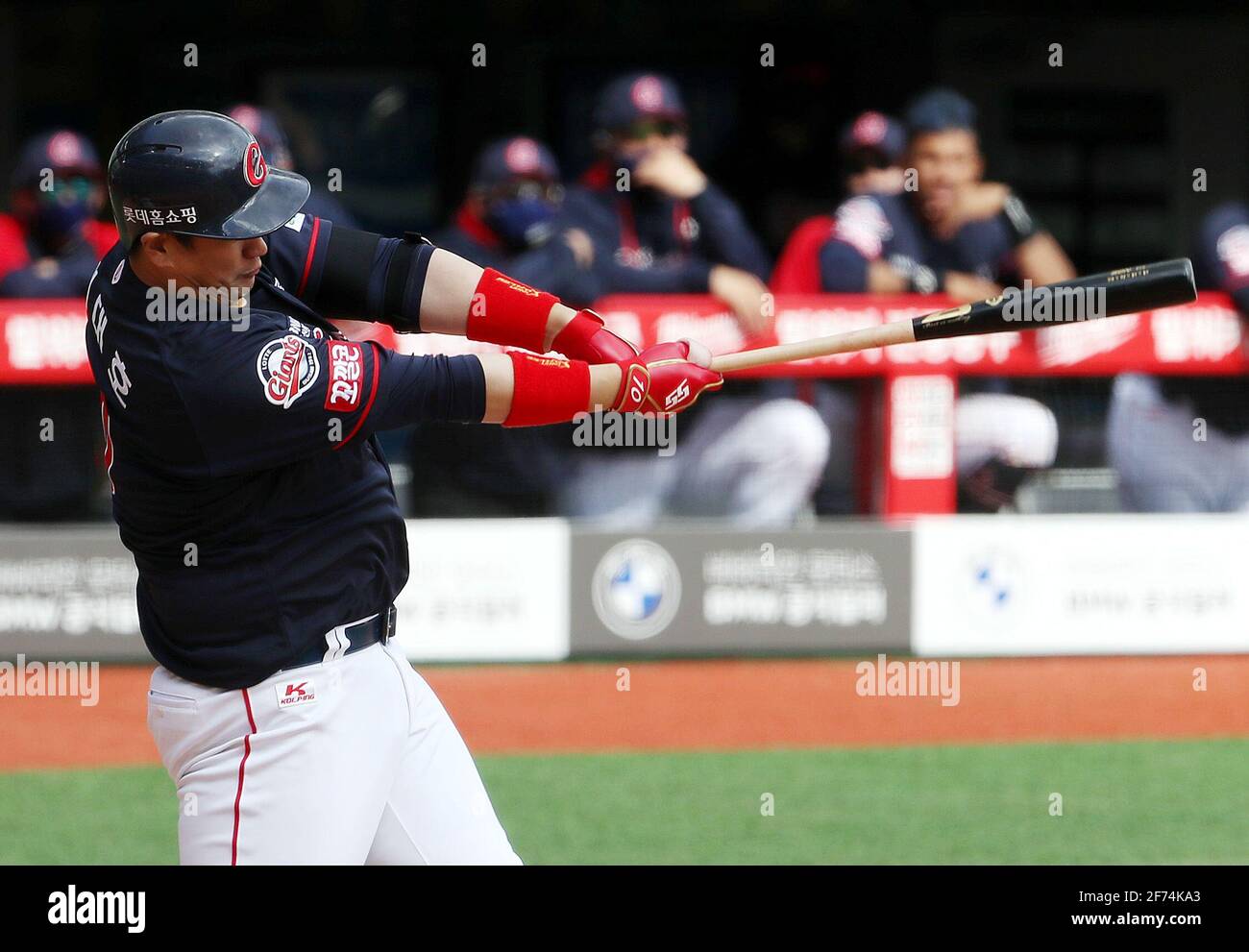 Seoul, South Korea. 05th Apr, 2021. Lotte Giants' Lee Dae-ho Lee Dae-ho ...