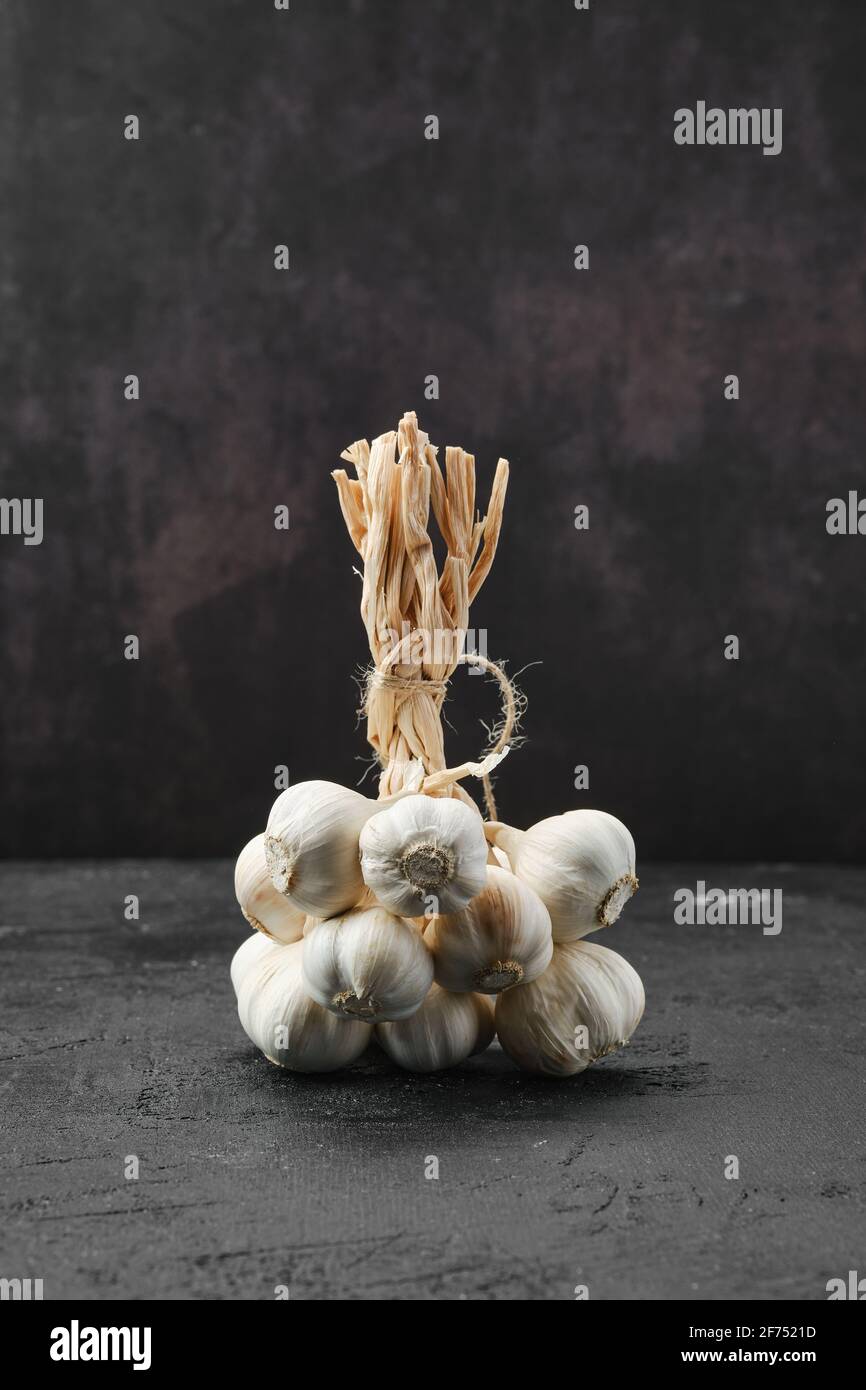 Garlic rope hi-res stock photography and images - Alamy