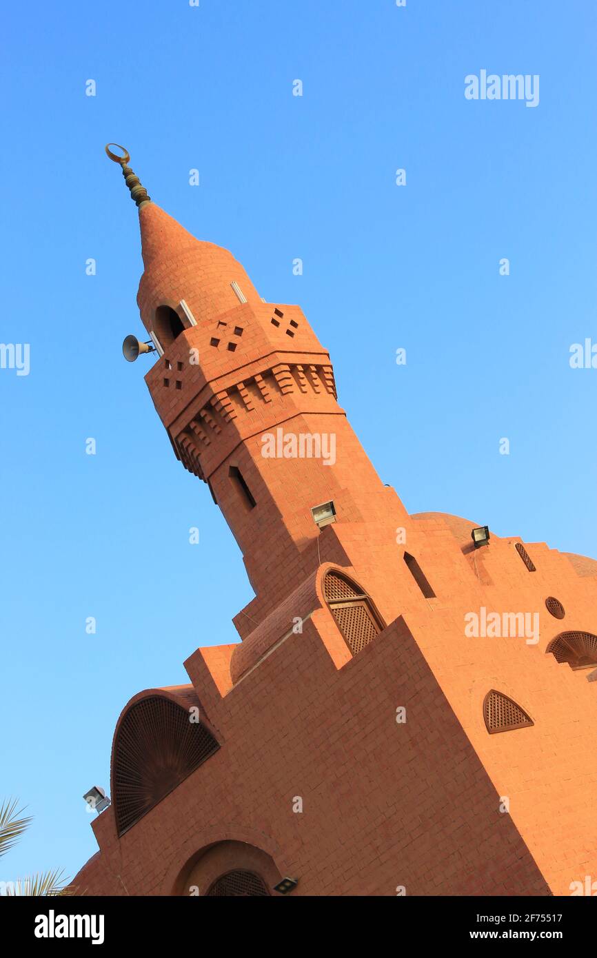 ruwais mosque in jeddah saudi arabia Stock Photo - Alamy