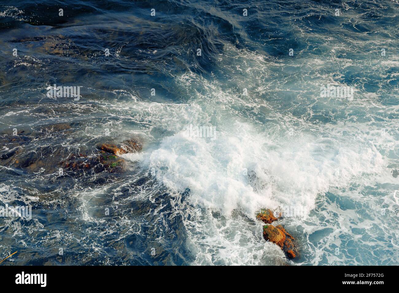Lagoon among rocks top hi-res stock photography and images - Alamy