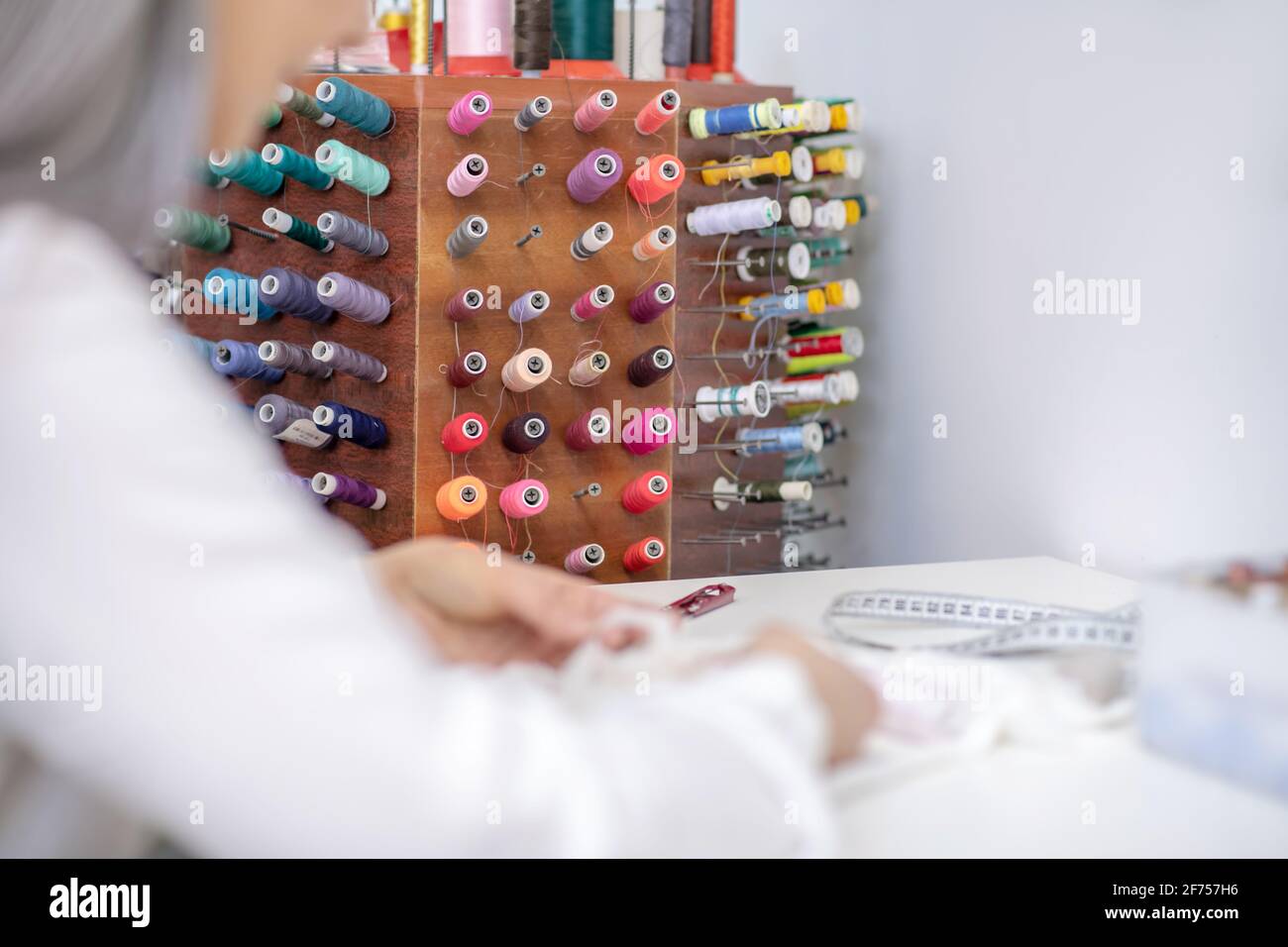 Rack of threads hi-res stock photography and images - Alamy
