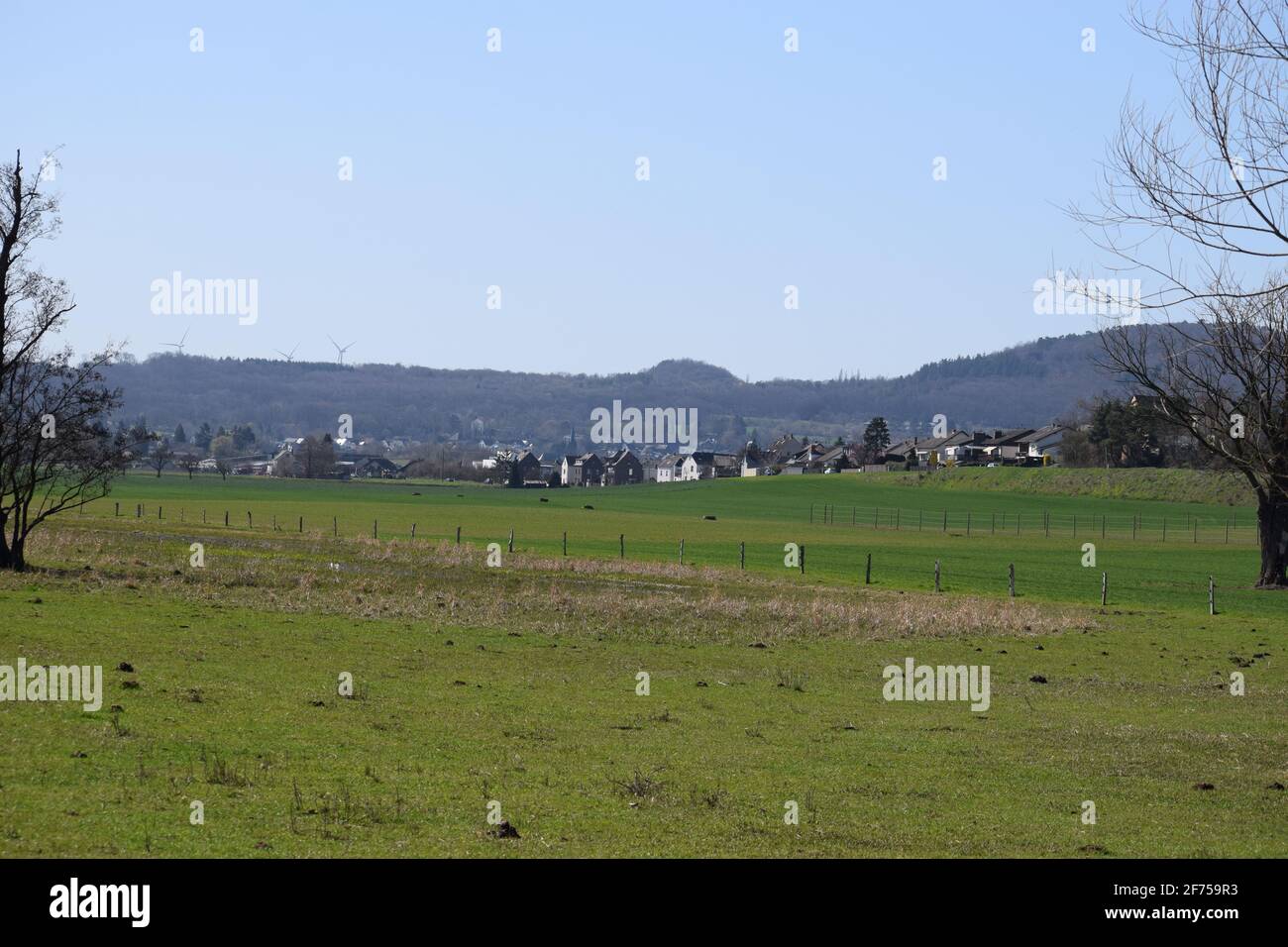 Village thur hi-res stock photography and images - Alamy