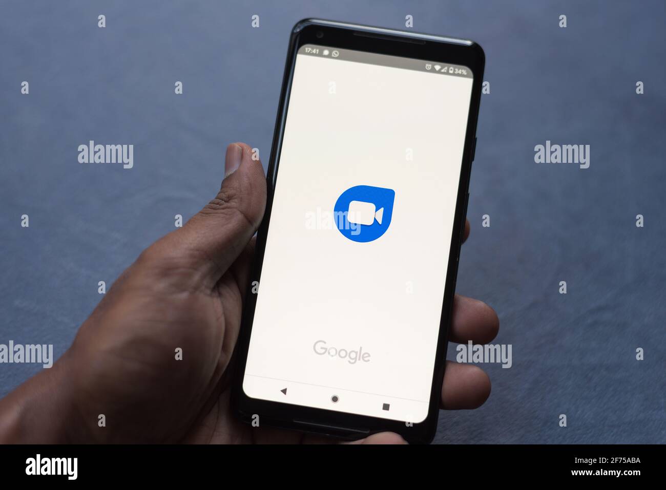 Google video conference app hi-res stock photography and images - Alamy