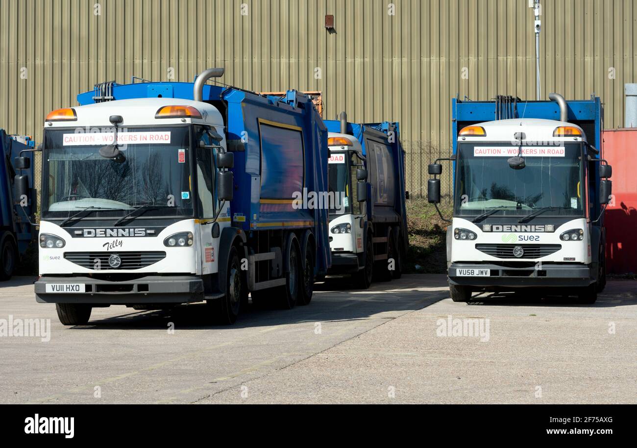 Dennis Eagle refuse collection vehicles, Heathcote Industrial Estate, Warwick, UK Stock Photo ...