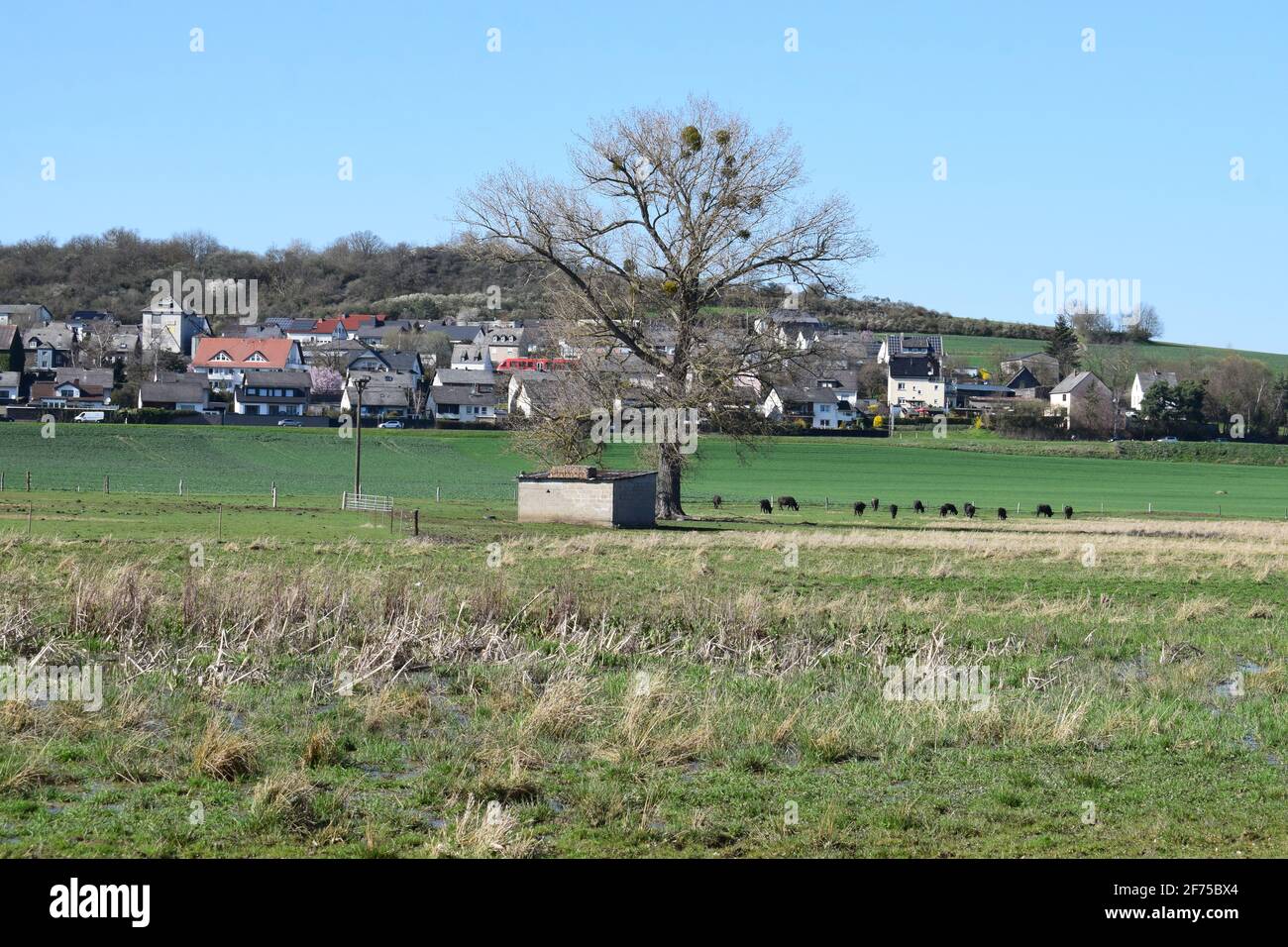 Village thur hi-res stock photography and images - Alamy