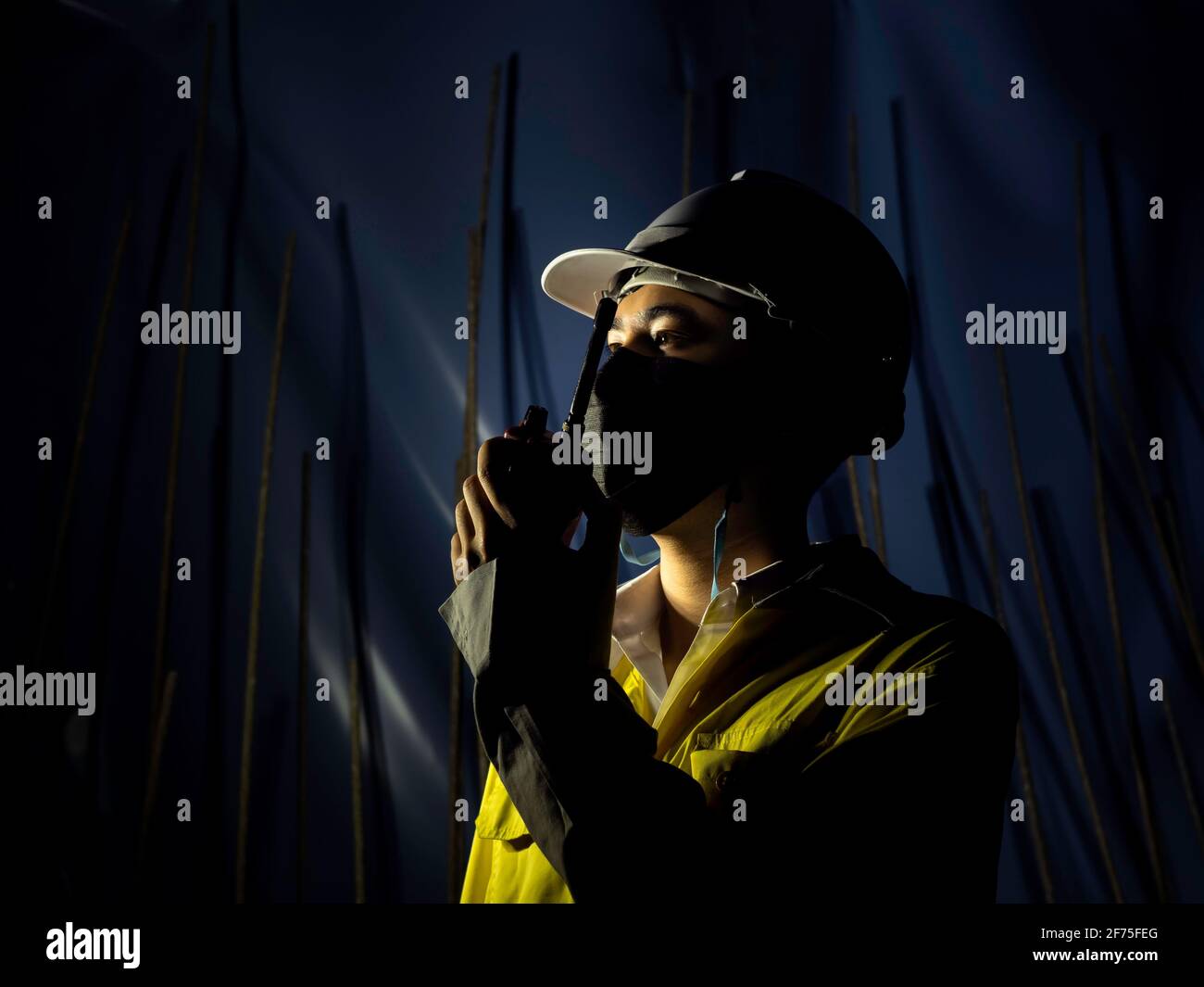 Asian engineering hi-res stock photography and images - Alamy