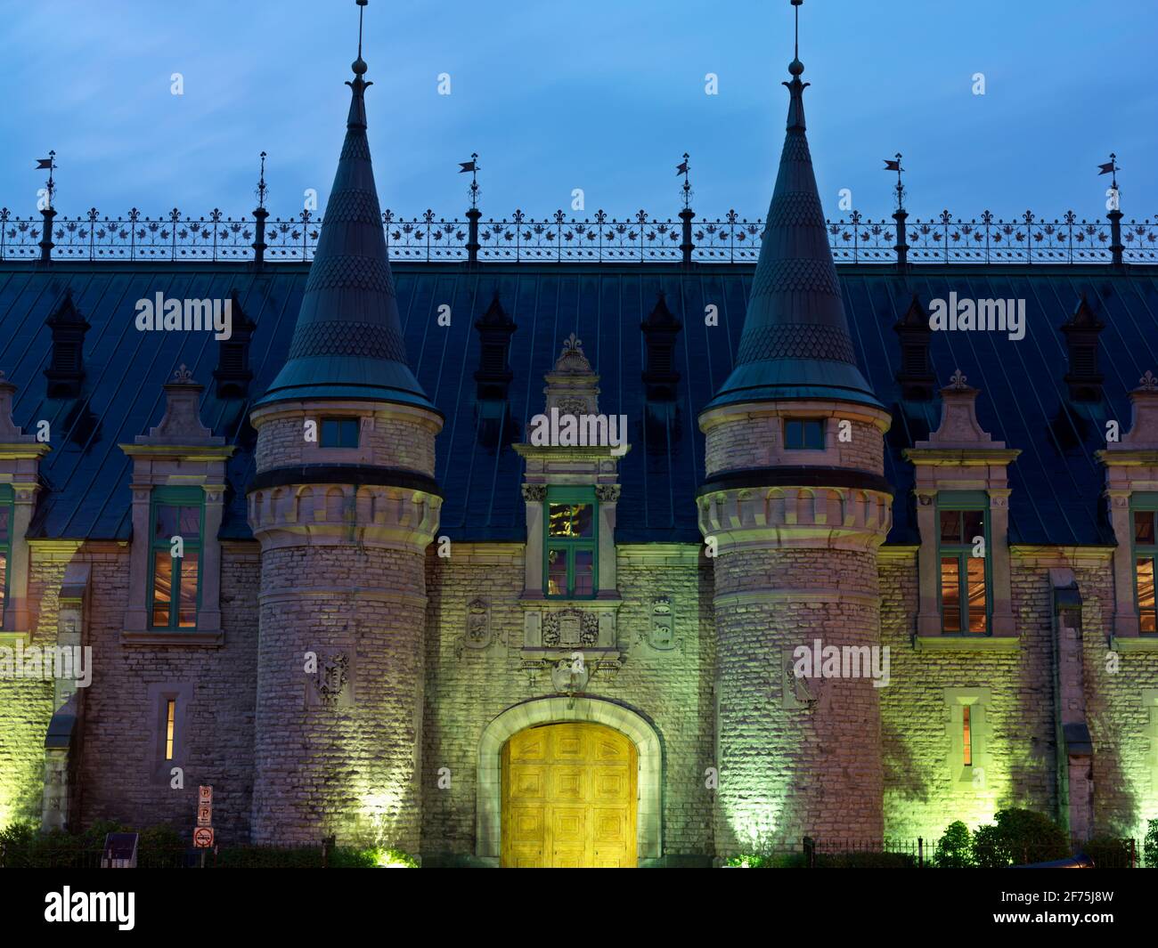 Quebec city armoury hi-res stock photography and images - Alamy