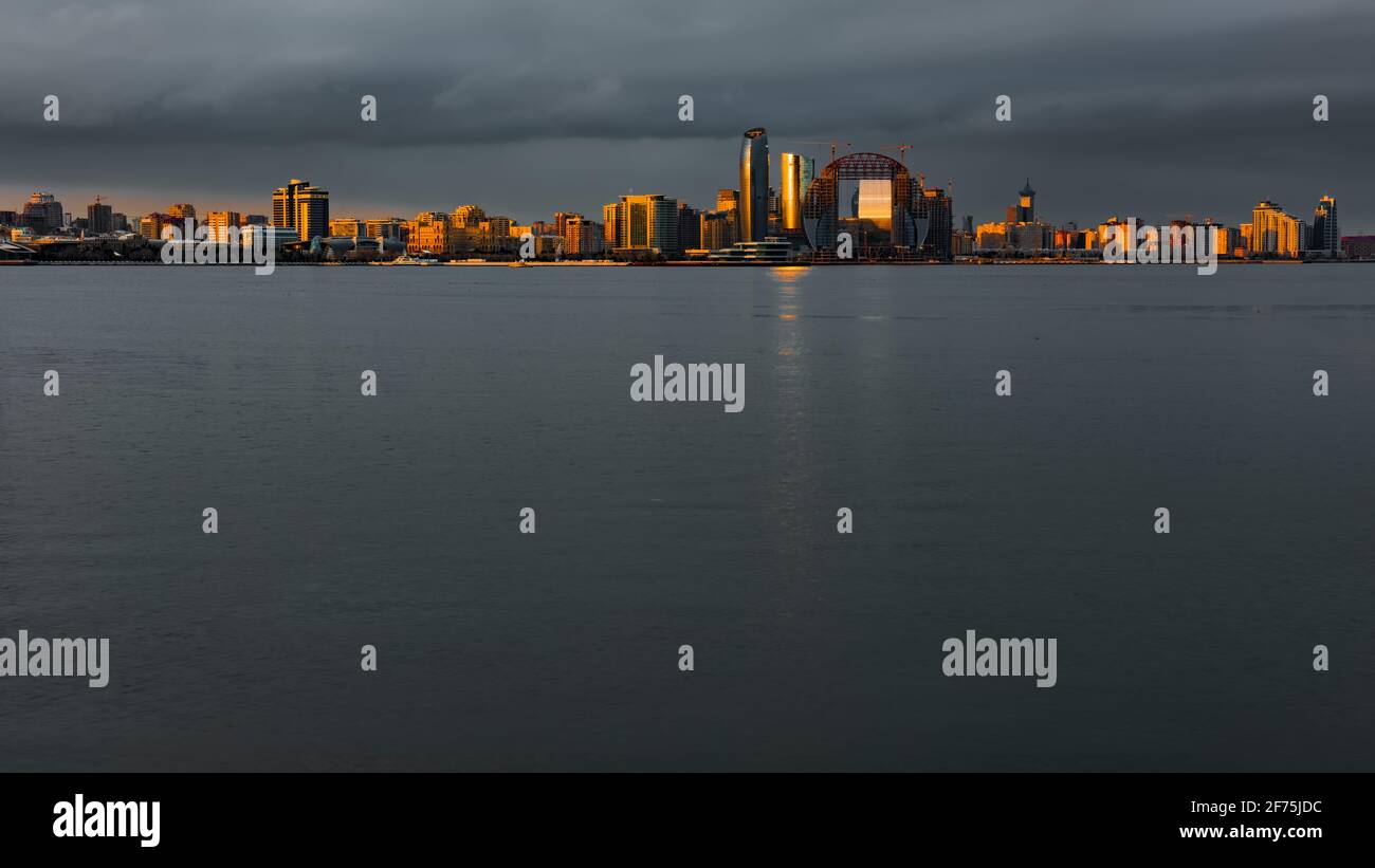 View of the Baku Bay. Evening Capital Stock Photo - Alamy