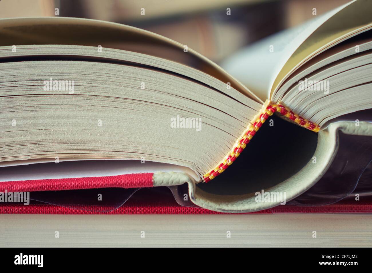 Open book red cover hi-res stock photography and images - Alamy
