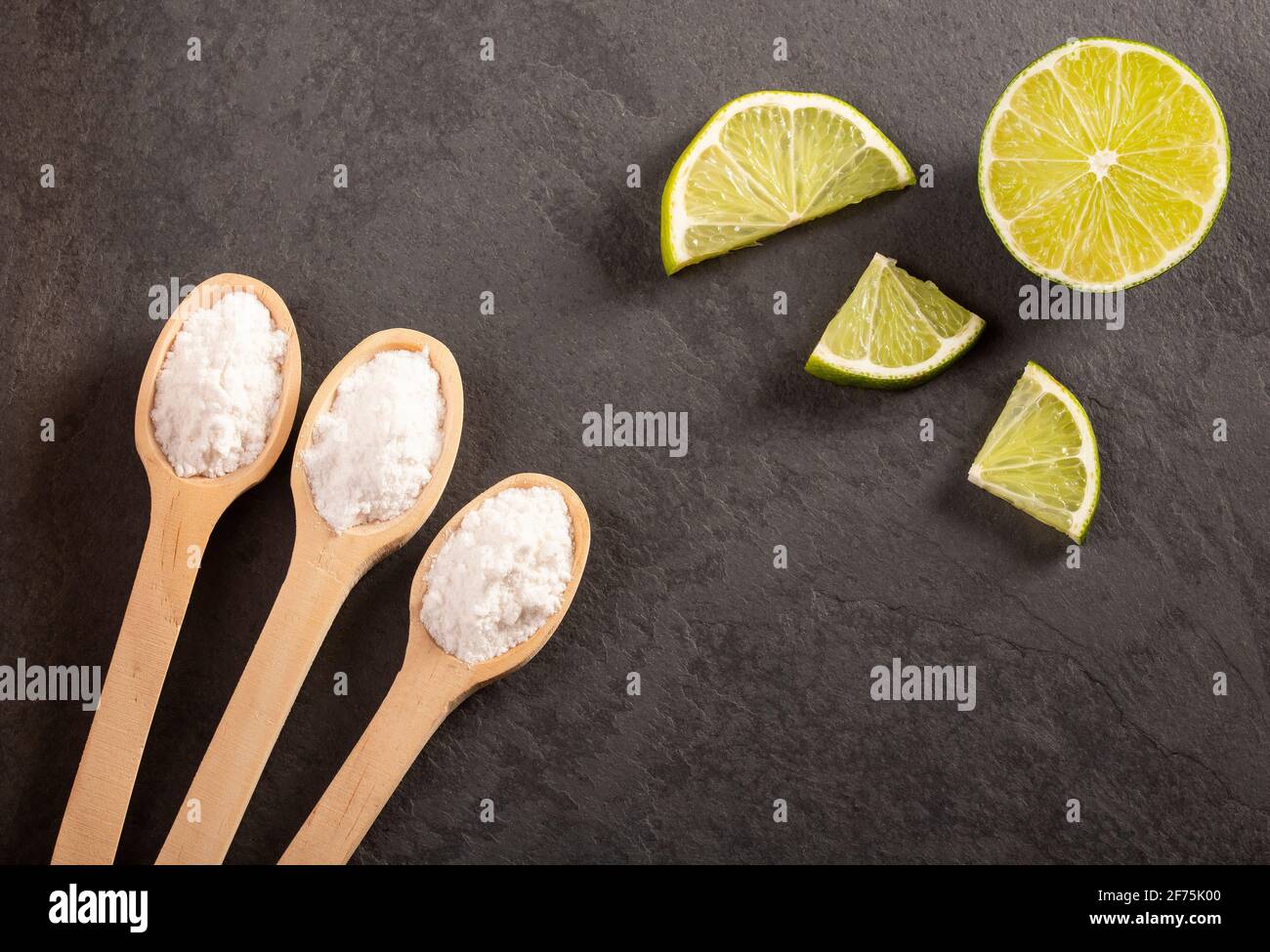 Lemon text hi-res stock photography and images - Alamy