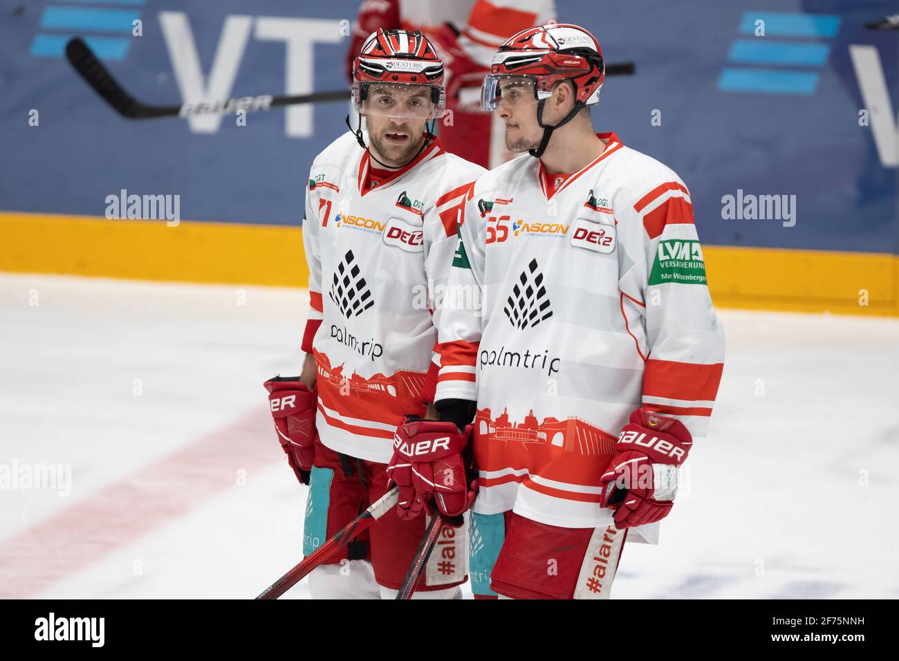 Jamie arniel hi-res stock photography and images - Alamy