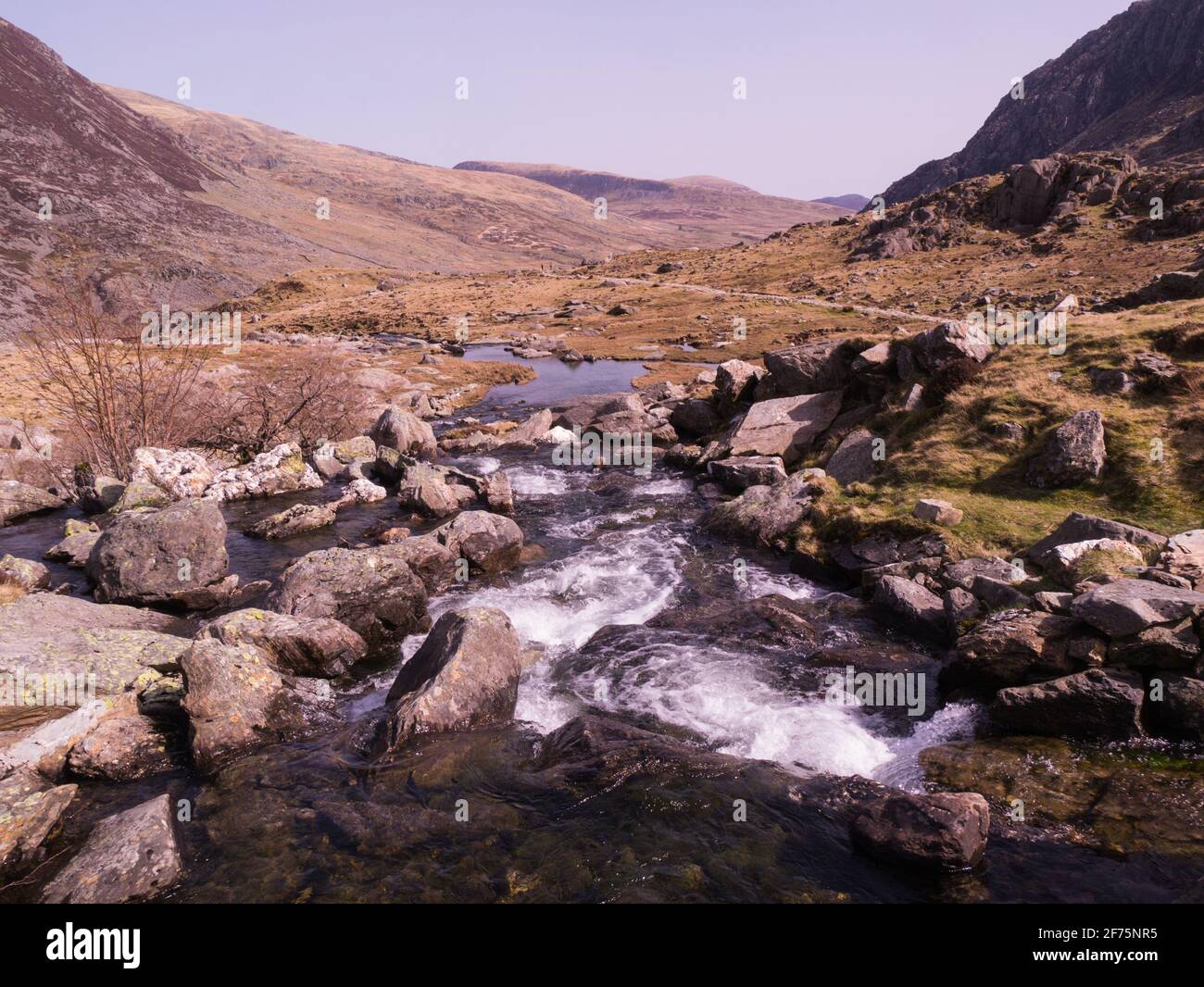 Carneddau mountains eryri snowdonia national park hi-res stock ...