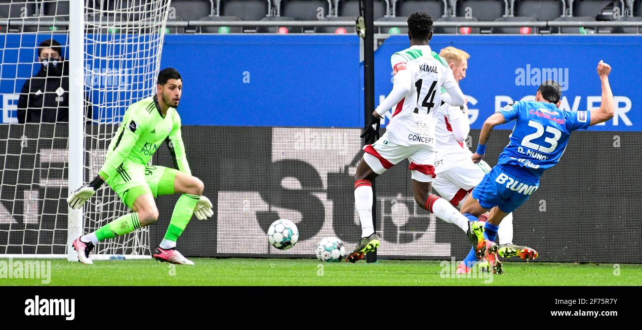 OHL's goalkeeper Rafael Romo and Genk's Daniel Munoz pictured in action ...
