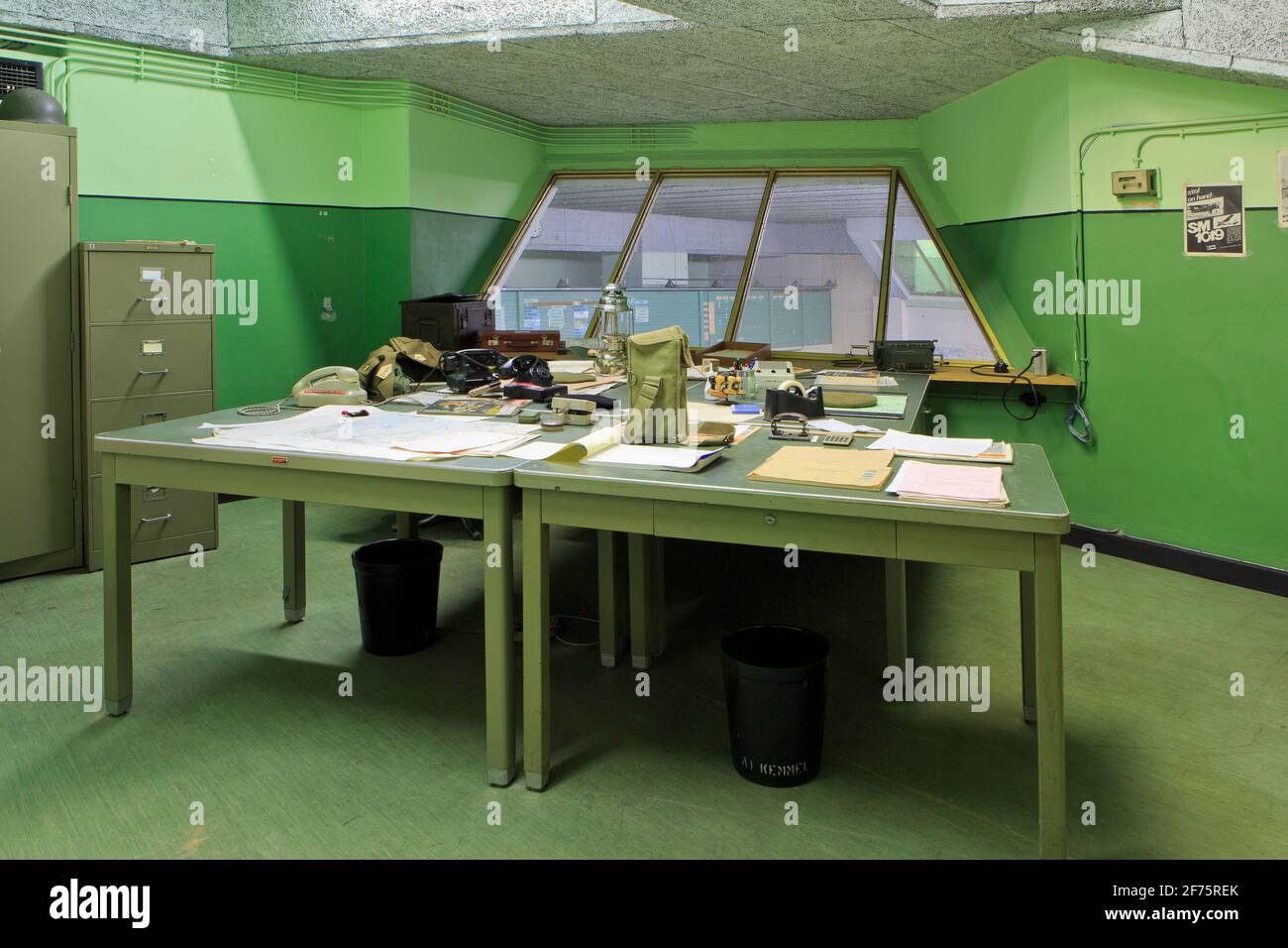 Navo top hi-res stock photography and images - Alamy