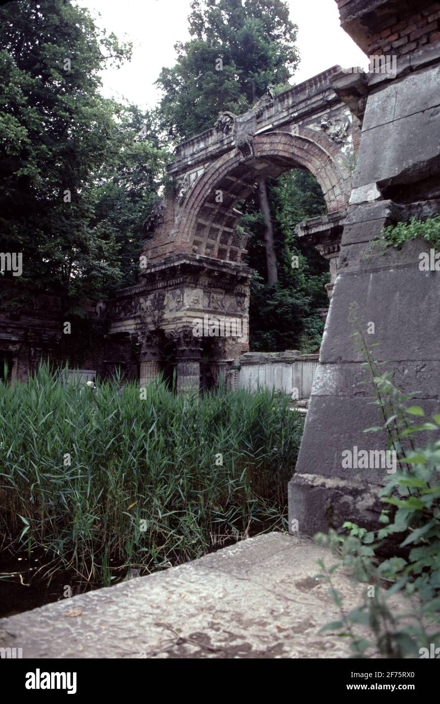Vienna, Austria. 6/16/1990. Schonbrunn Palace. 1778 replica of Roman ...
