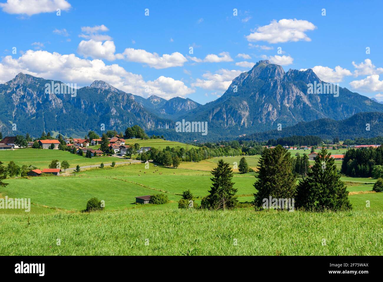 Lovely bavarian countryside hi-res stock photography and images - Alamy