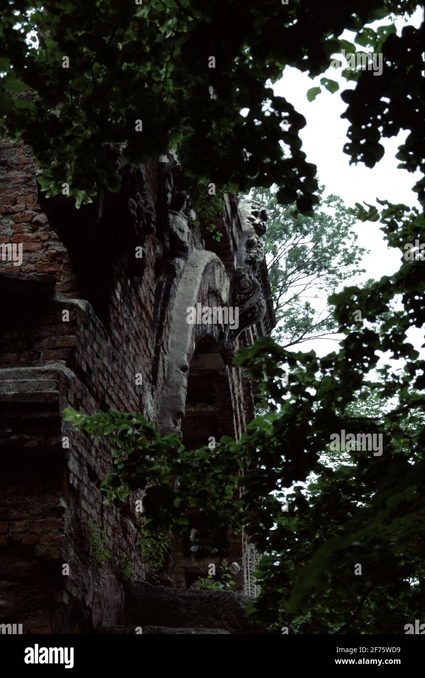 Vienna, Austria. 6/16/1990. Schonbrunn Palace. 1778 replica of Roman ...