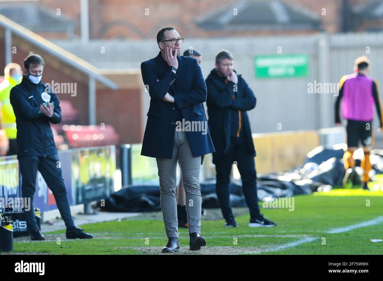 Manager of crewe alexandra football club hi-res stock photography and ...