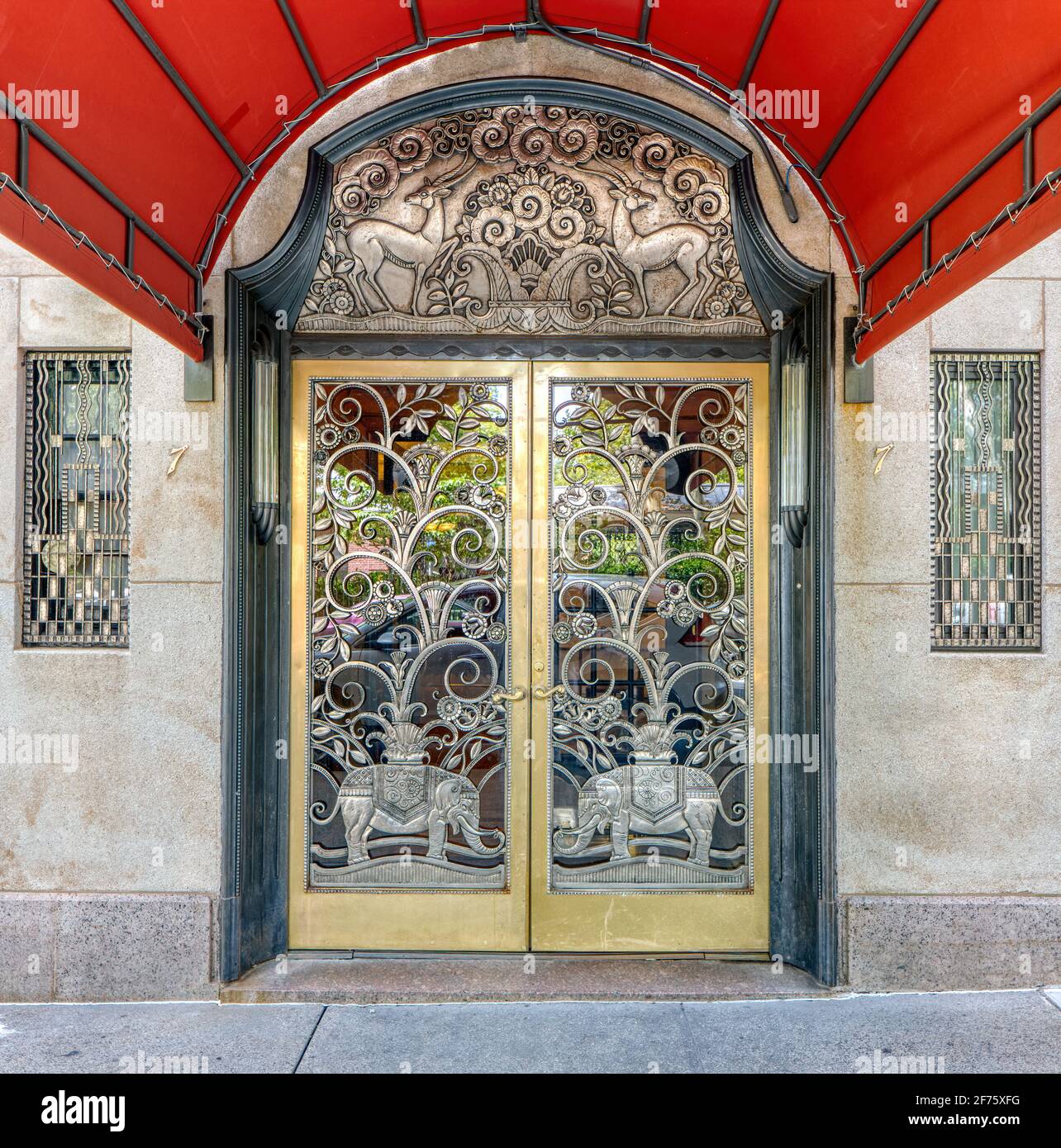 7 Gracie Square Stock Photo - Alamy