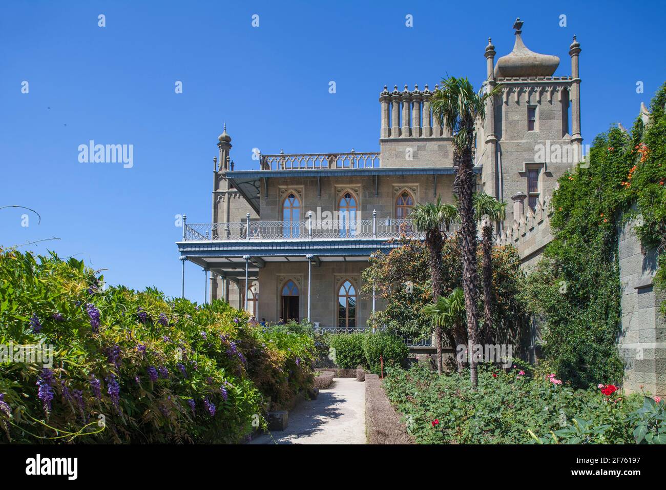 Aluppka palace hi-res stock photography and images - Alamy