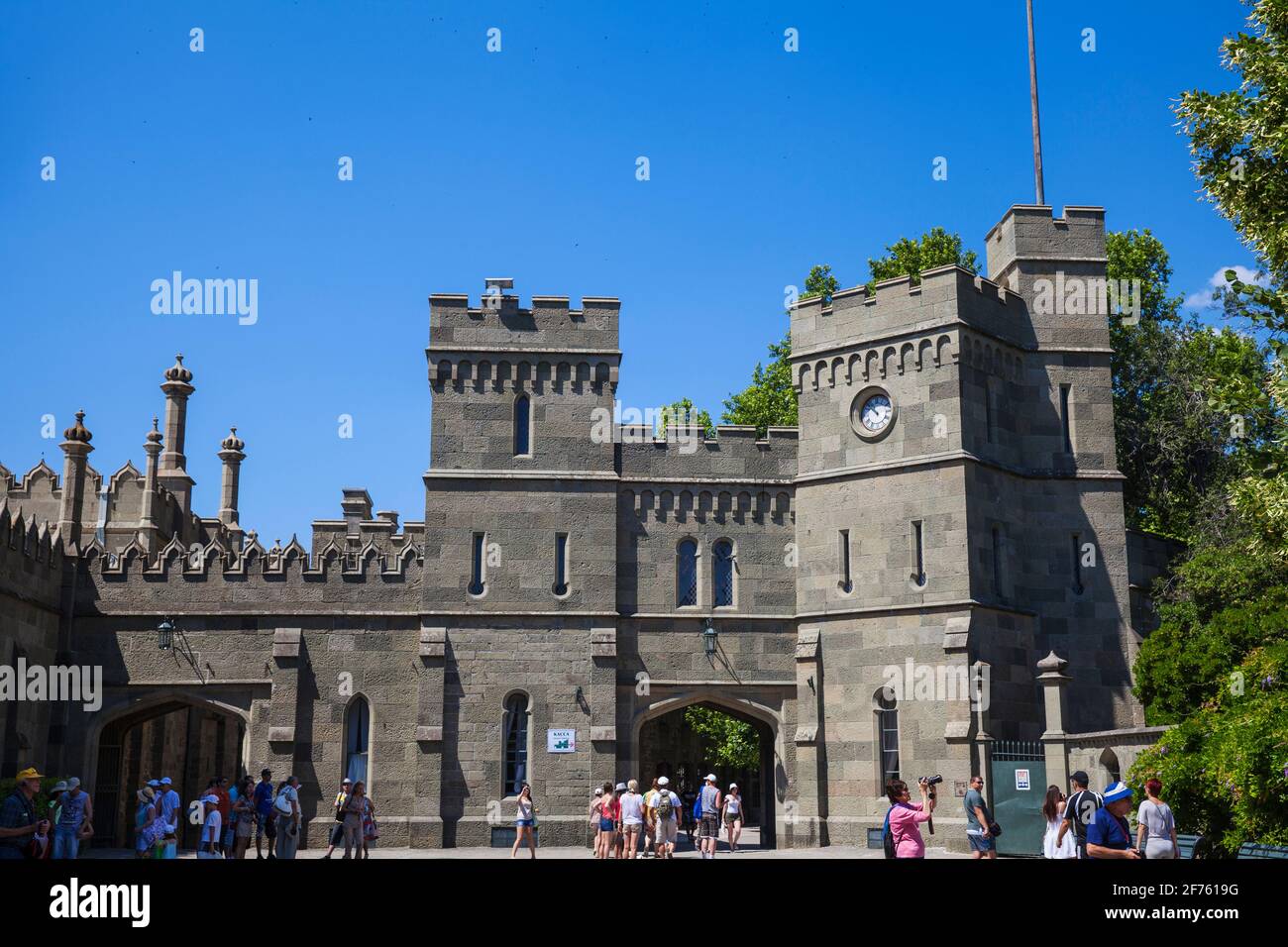 Alupka palace hi-res stock photography and images - Alamy