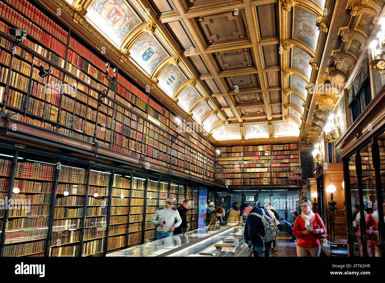 Chantilly castle library hi-res stock photography and images - Alamy