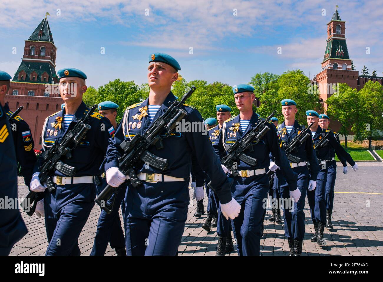 Russian military weapons parade hi-res stock photography and images - Alamy